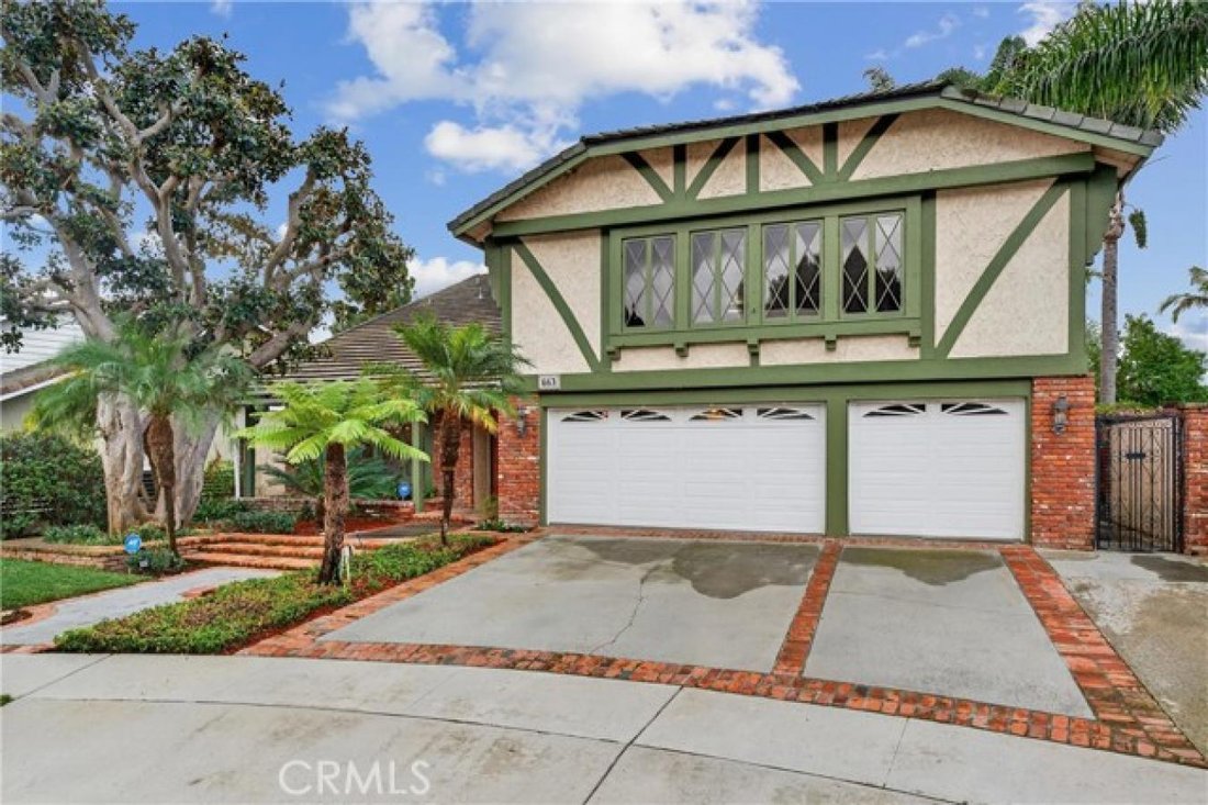 663 Lausinda Avenue In Signal Hill, California, United States For Sale ...