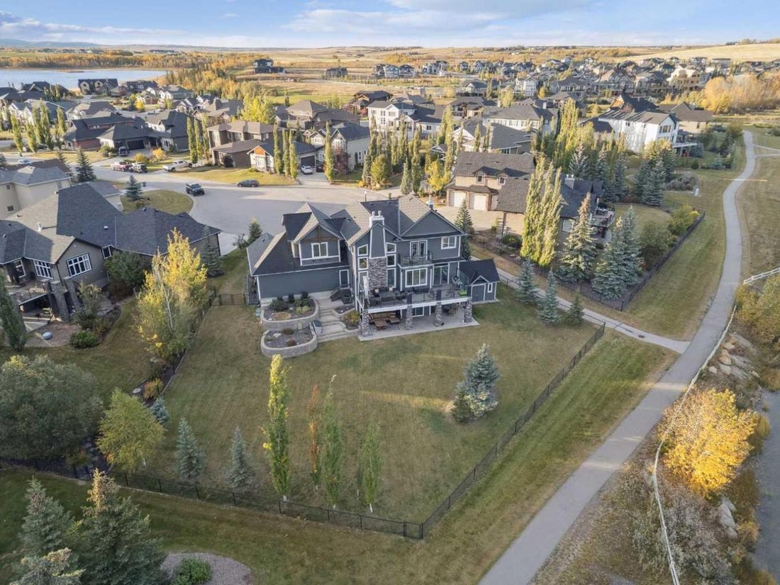 424 Montclair Place In Cochrane Lake, Alberta, Canada For Sale (16700921)