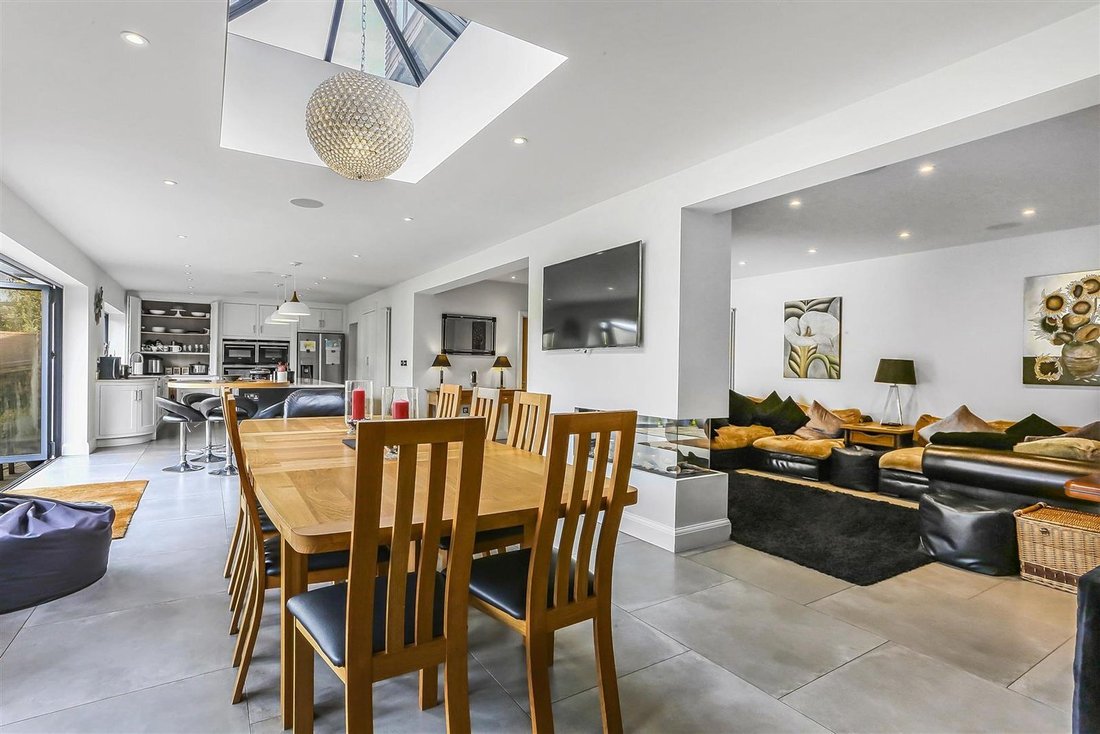 Shirley Avenue, South Cheam In Cheam, United Kingdom For Sale (16702392)