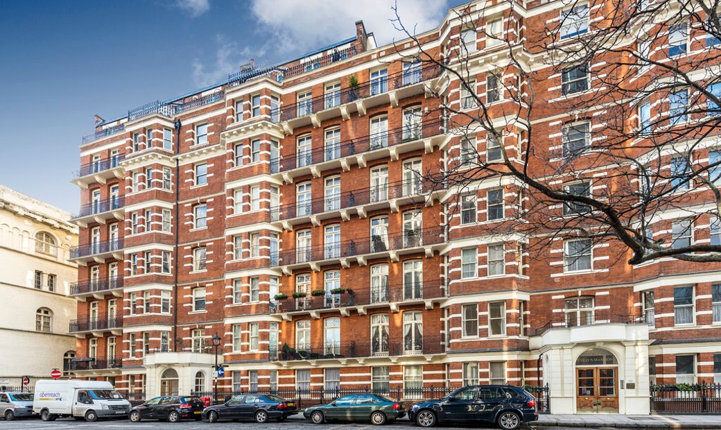 Evelyn Mansions, Carlisle Place Sw1 P In London, England, United ...