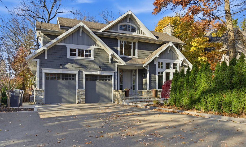 Stunning Custom David Small Home In The En Mississauga, Ontario, Canadá ...