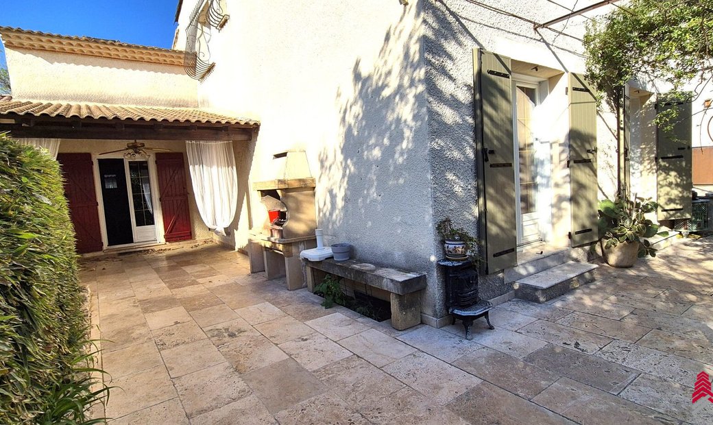 Paradou Villa In Paradou, Provence Alpes Côte D'azur, France For Sale ...