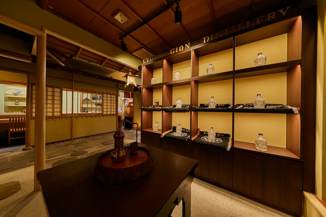 Miyagawa Suji S Residence In Kyoto, Kyoto, Japan For Sale (16704032)