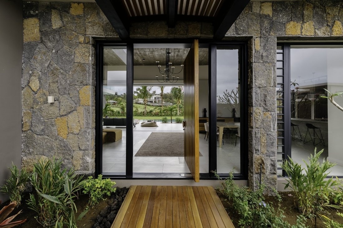 Luxurious Irs Villa With Private Pool In Belle Rive, Flacq District ...