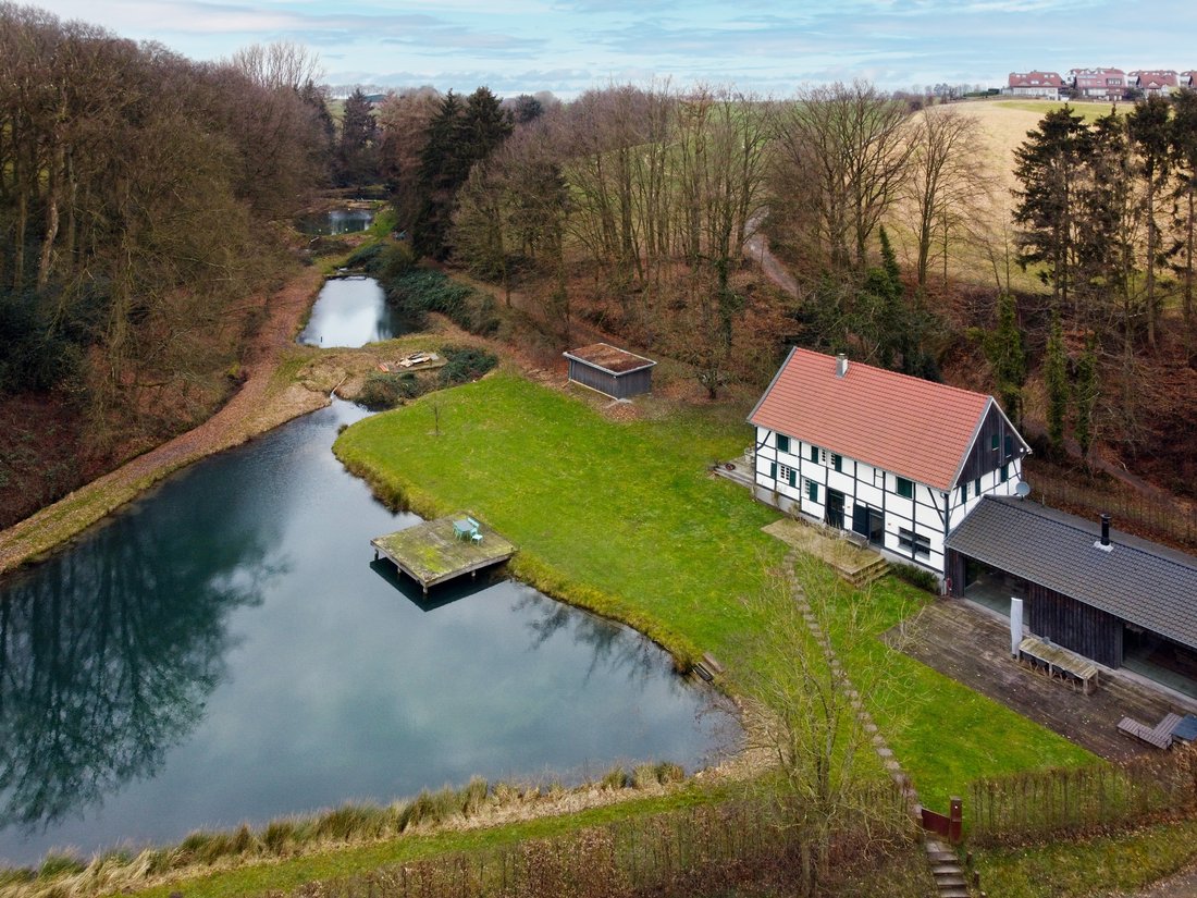 Countryside Estate – Two Houses In Düsseldorf, North Rhine Westphalia ...
