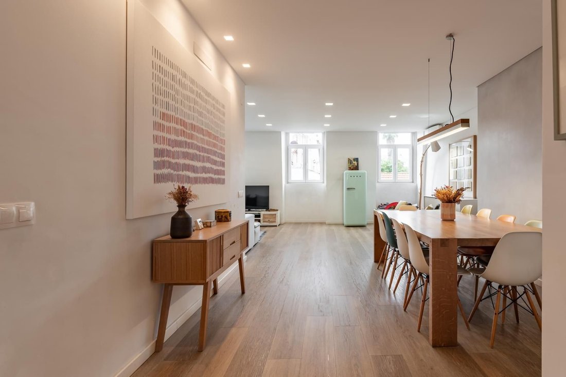 3 Bedroom Apartment With Parking, Estrela, Lisboa In Estrela, Lisbon ...
