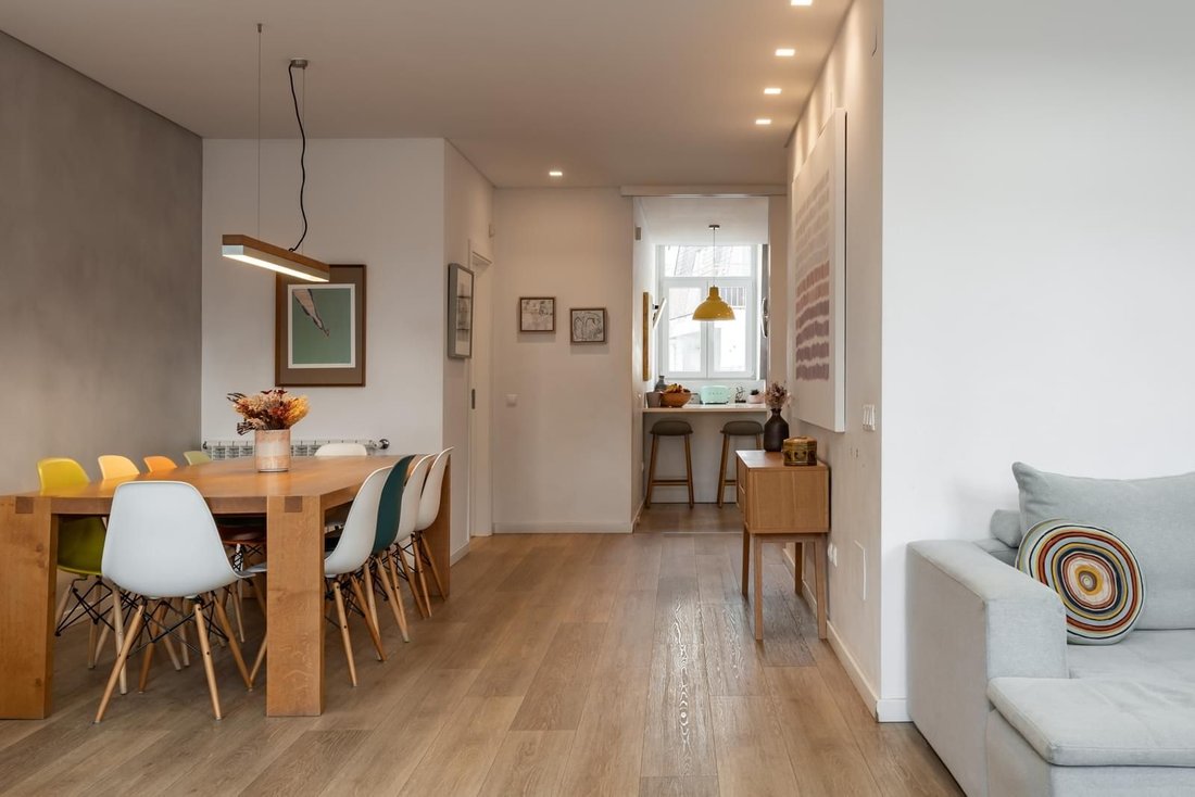 3 Bedroom Apartment With Parking, Estrela, Lisboa In Estrela, Lisbon ...