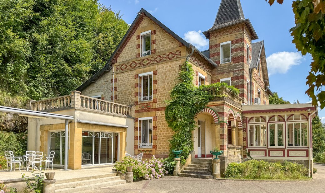 Beautiful Manor House Overlooking In Charleville Mézières, Grand Est ...