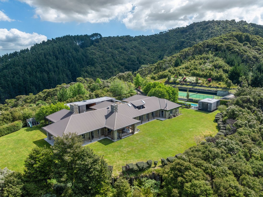 Clevedon Estate In Clevedon, Auckland, New Zealand For Sale (16706538)