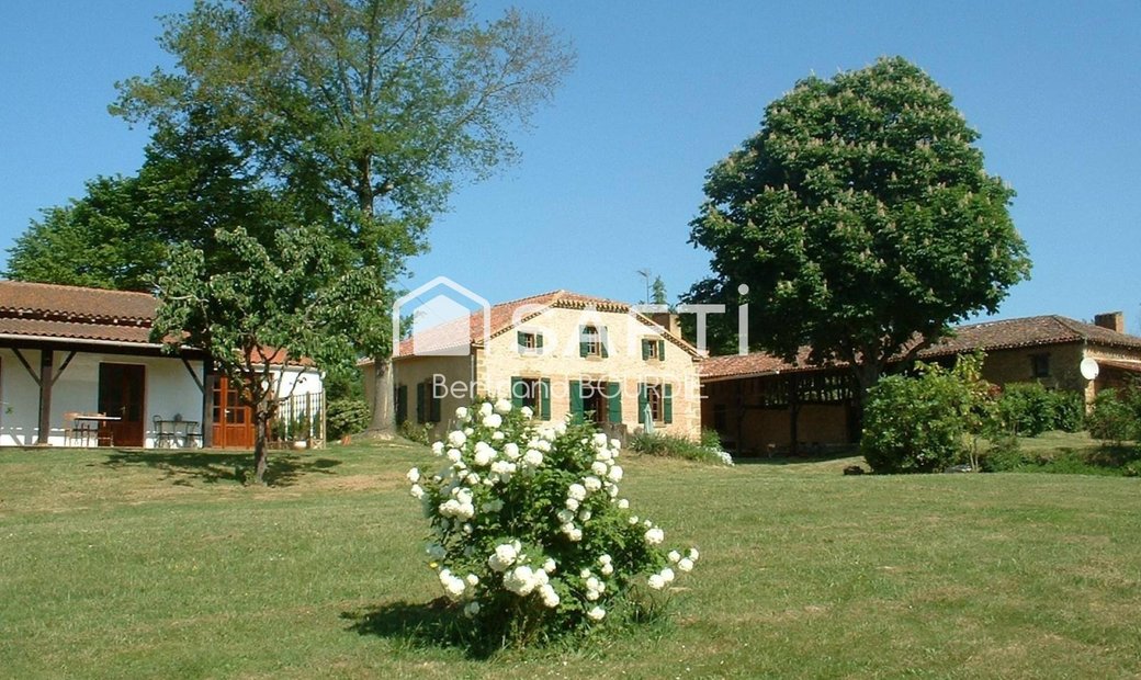 Magnifique Gîte In Panjas, Occitanie, France For Sale (16707869)