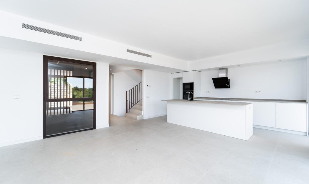 Selva Terraced House In Centro, Madrid, Spain For Sale (16710211)