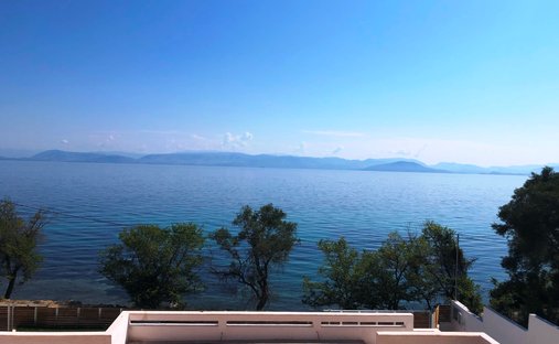 Maisons de luxe avec piscine à vendre en Ágios Dimítrios, Meliteieis, Peloponnese, Western ...