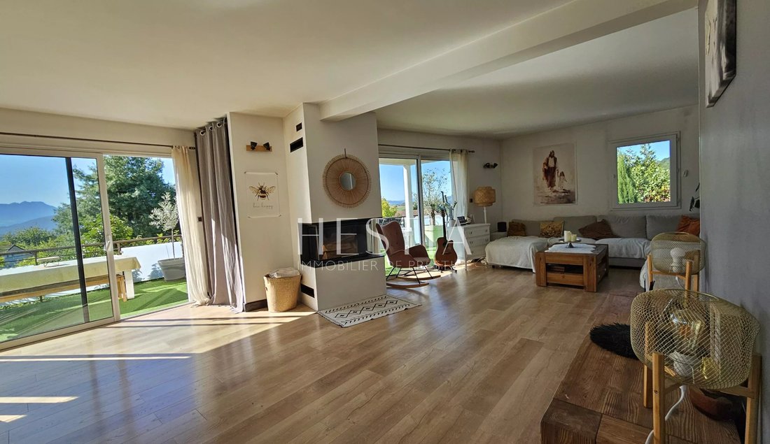Annecy House In Annecy, Auvergne Rhône Alpes, France For Sale (16719398)