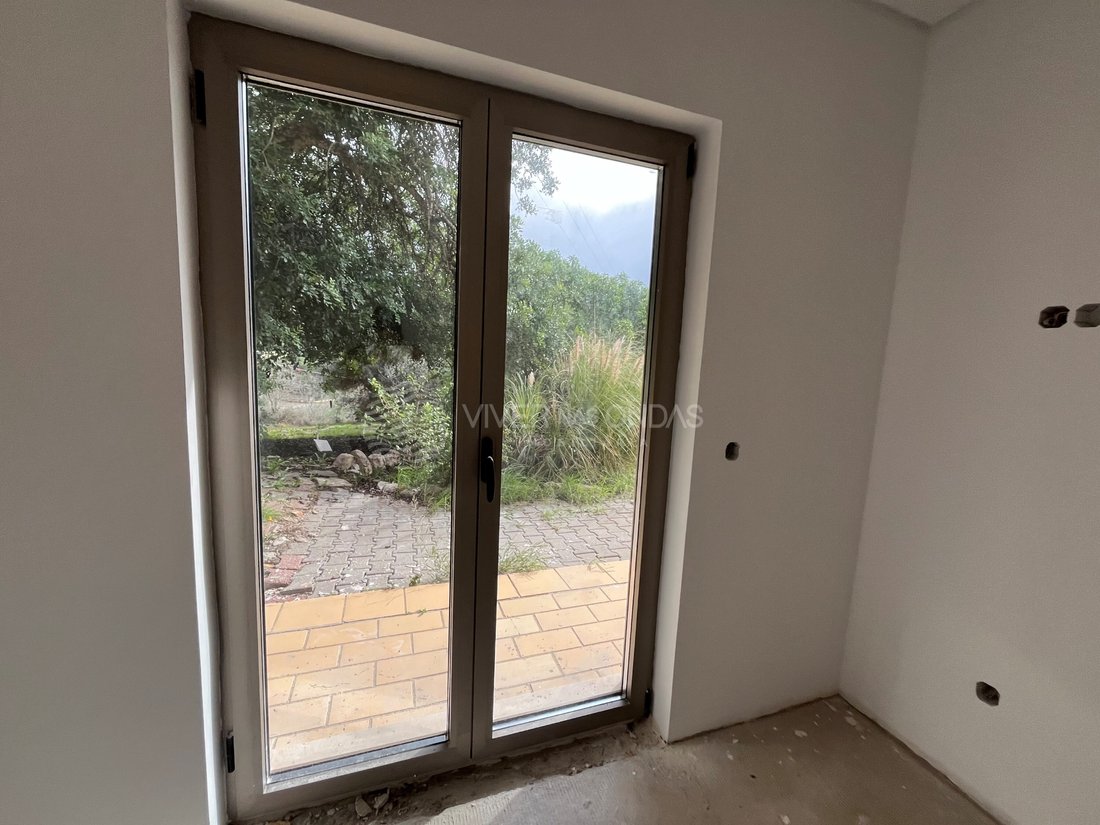 5 Bedroom Villa In Estoi, Algarve With Approved In Estoi, Algarve ...