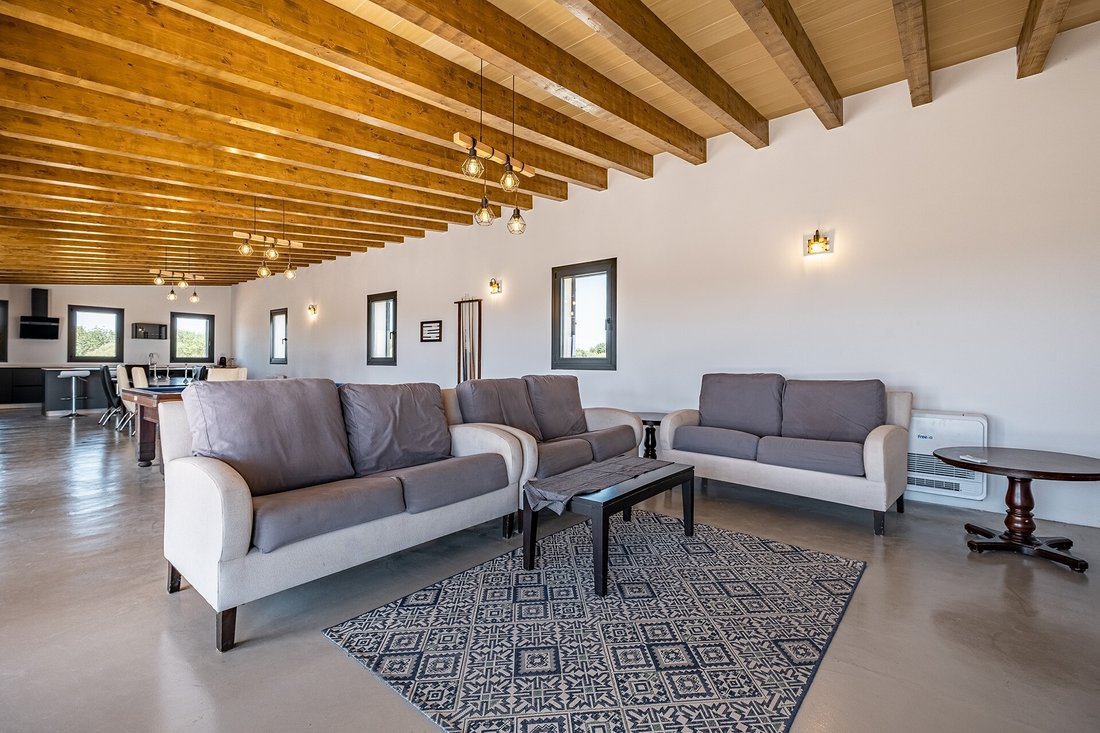 Finca Luxueuse Récemment Construite Près Dans Campos, îles Baléares ...