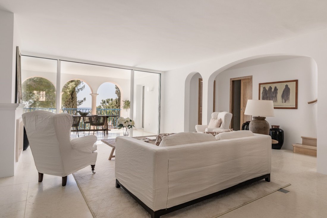 Renovated Duplex In A Well Maintained In Calvia, Balearic Islands ...