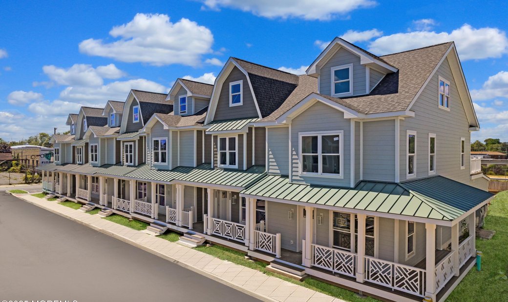 Single Family Residence In In Farmingdale, New Jersey, Vereinigte ...