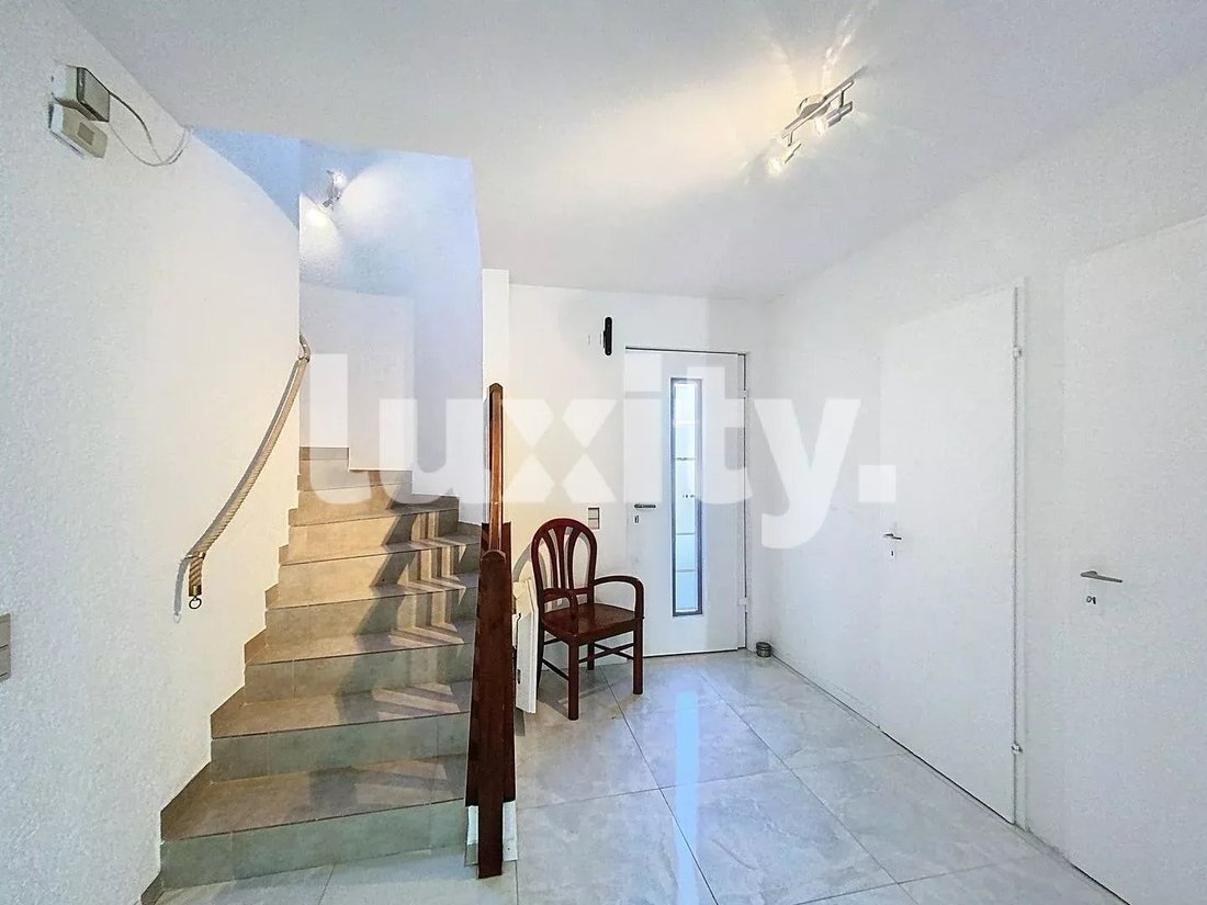 Elegant Villa With A Spacious Garden And Private In Commugny, Vaud ...