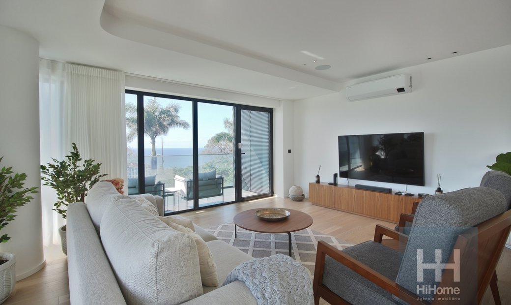 2 Bedroom Flat In Dubai Madeira Development In Sao Martinho, Madeira ...
