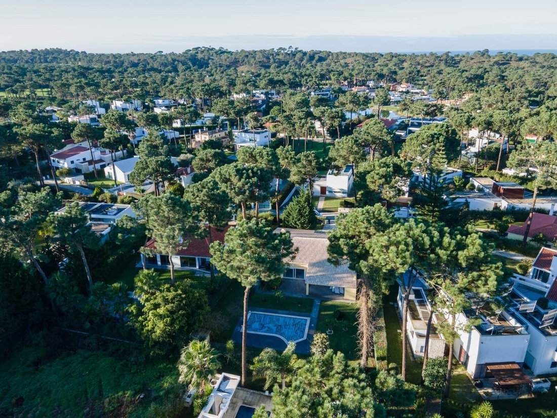 4 Bedroom Vila In The In Charneca De Caparica E Sobreda, Setubal ...