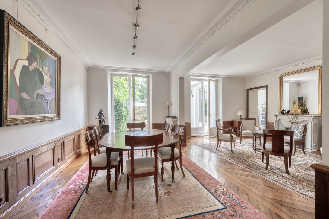 House 10 Room(s) 7 Bedroom(s) In Saint Germain En Laye, île De France ...