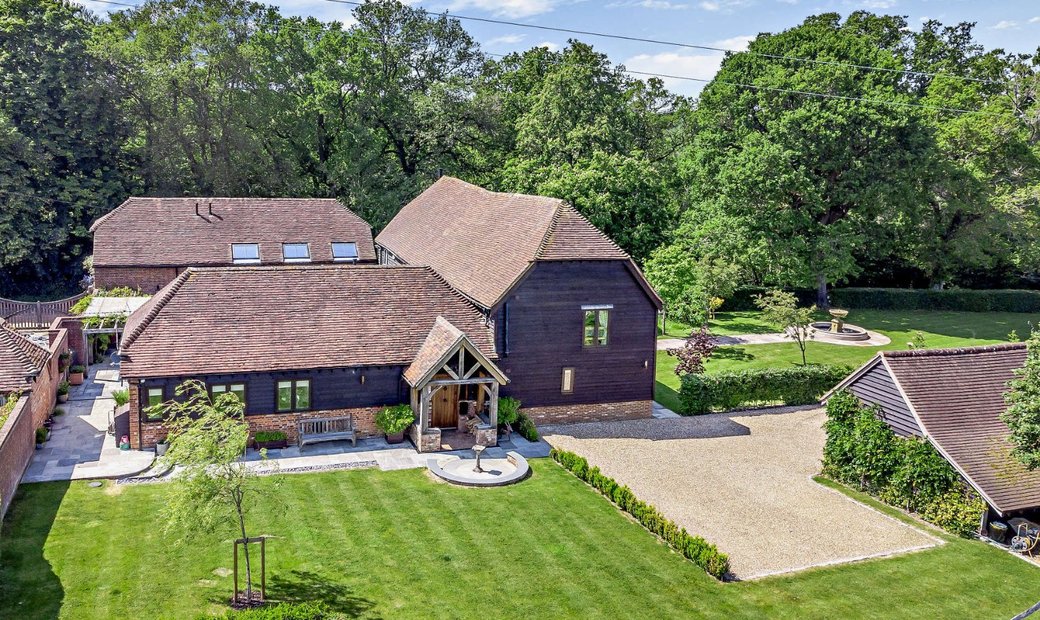 A Magnificent Grade Ii Listed En Chiddingfold, Inglaterra, Reino Unido ...