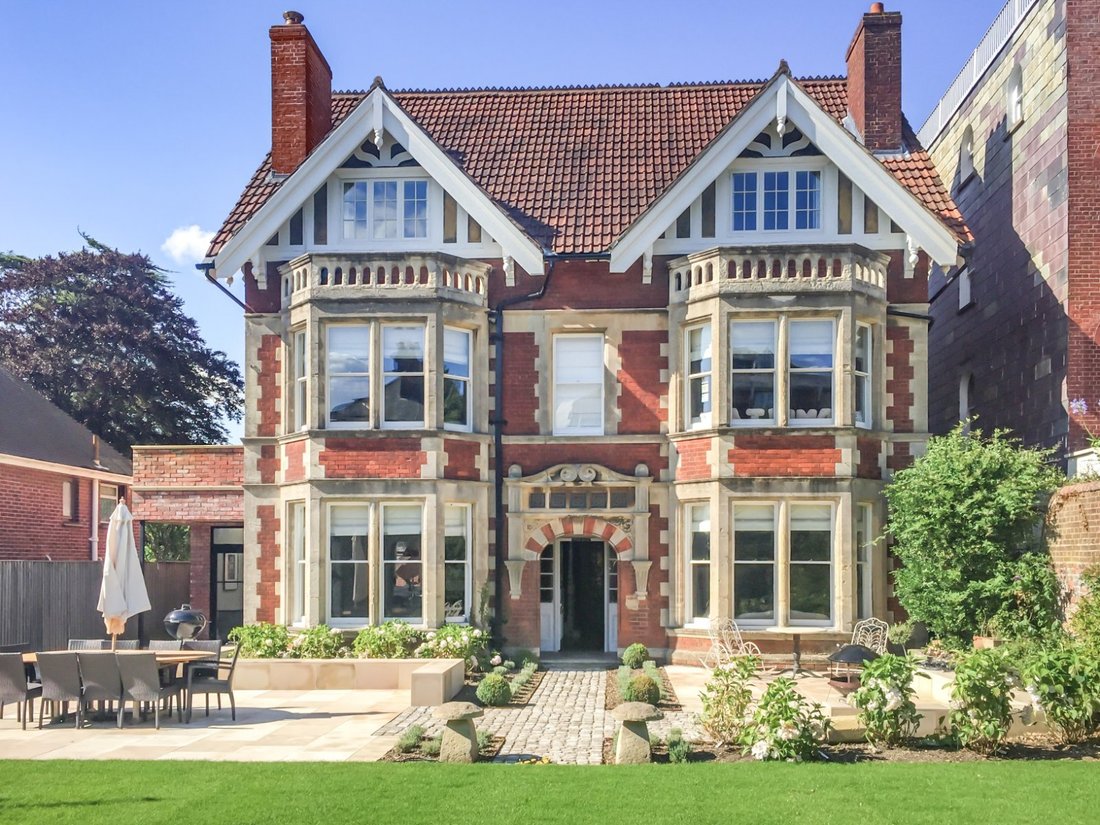 An Imposing, Detached 7 Bedroom Period In Salisbury, England, United ...