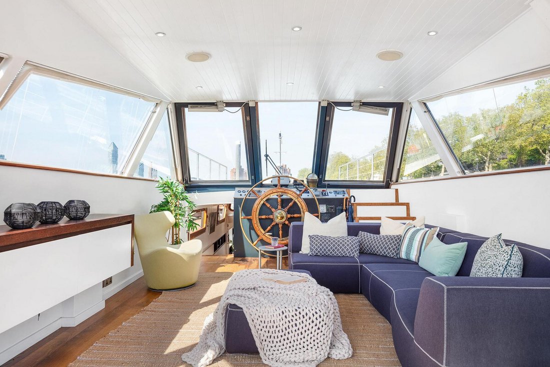 Cadogan Pier, London, Sw3 In London, England, United Kingdom For Sale ...