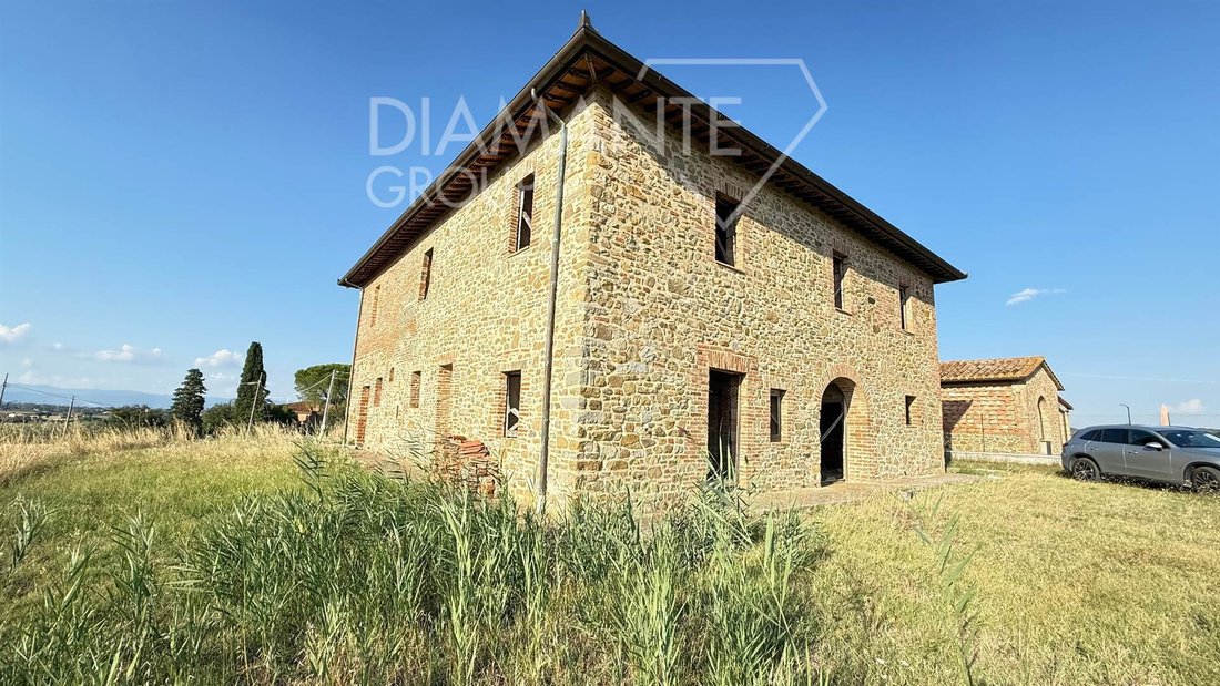 Rustico Paciano In Le Case, Umbria, Italy For Sale (16724366)
