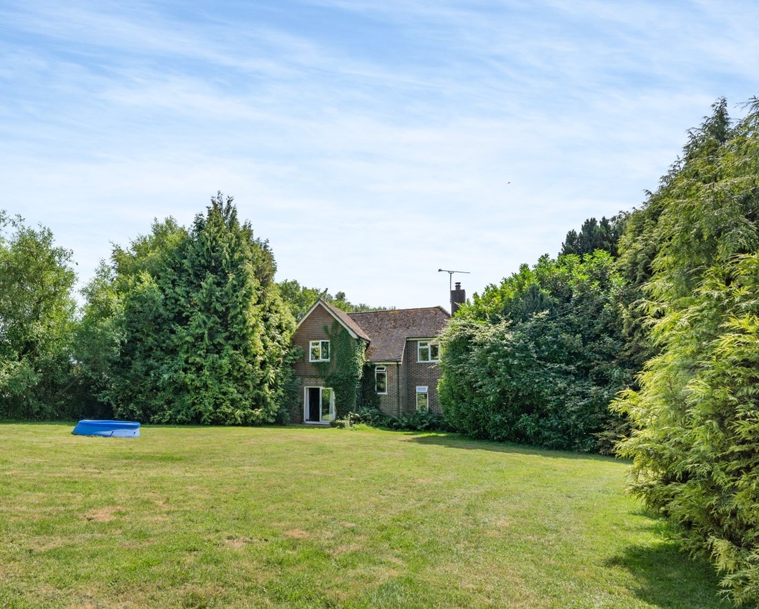 House, Barnham Road, Eastergate, In Eastergate, England, United Kingdom ...