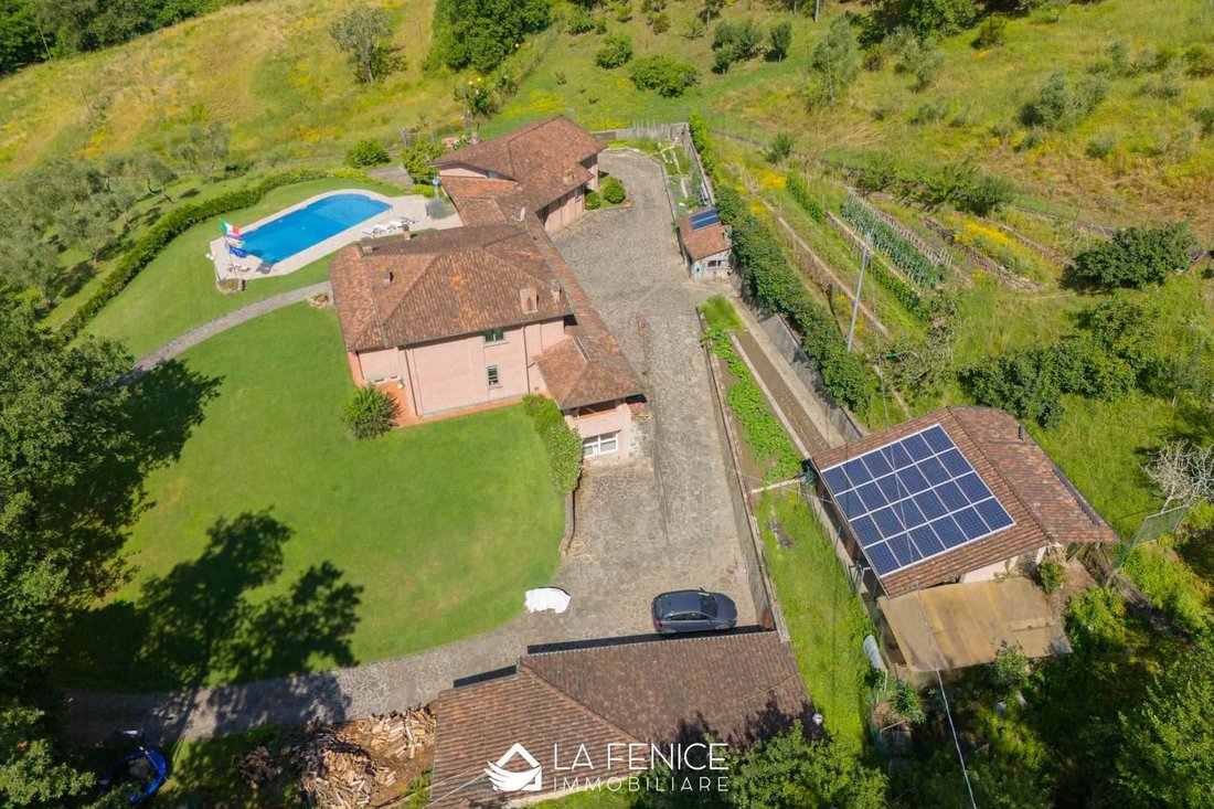 Villa Beverino In Liguria, Italy For Sale (16723524)