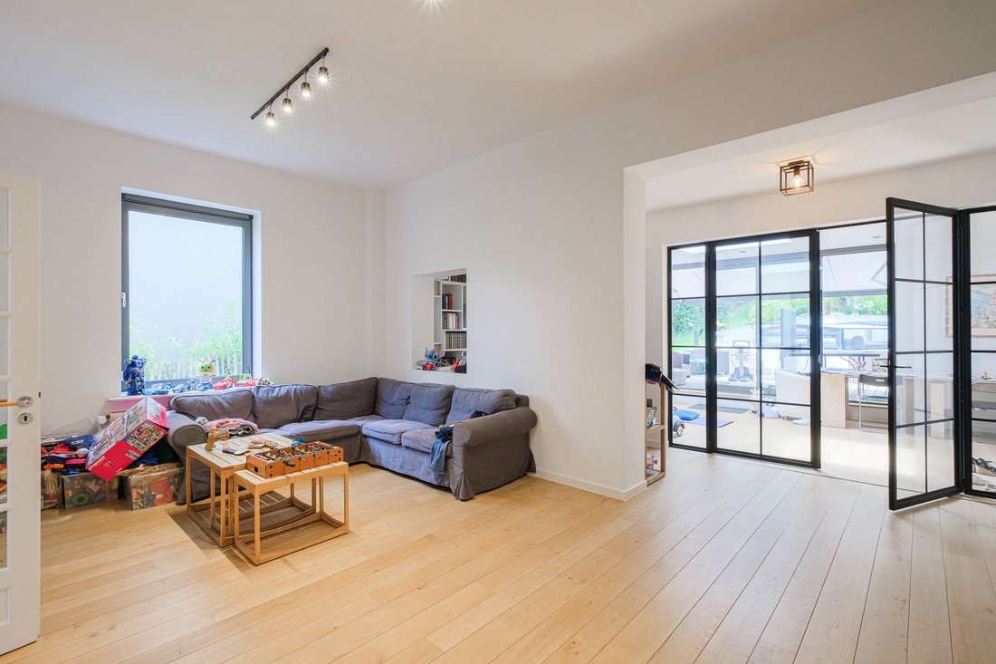 Splendide Villa Neuve De ± 690 M² Bruts Avec In Auderghem, Brussels ...
