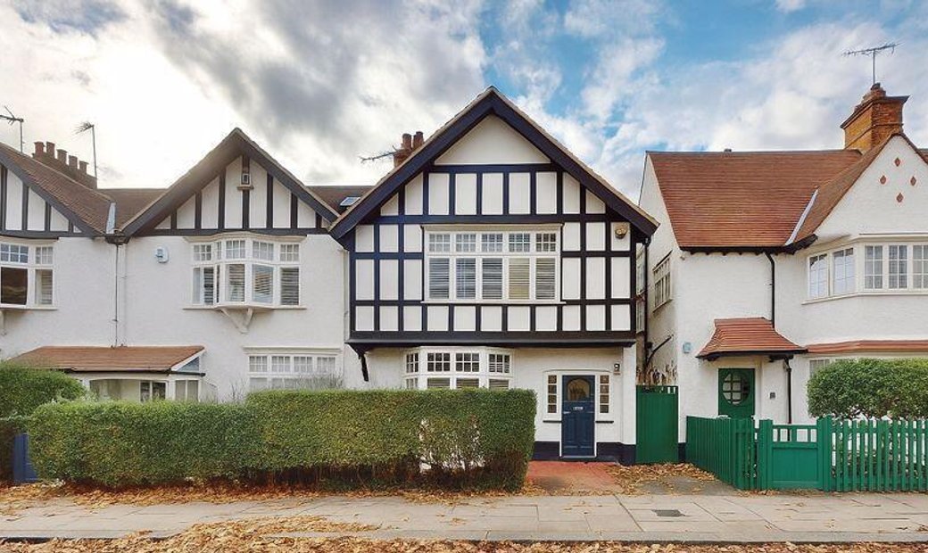 Temple Fortune Lane, Hampstead Garden En Londres, Inglaterra, Reino ...