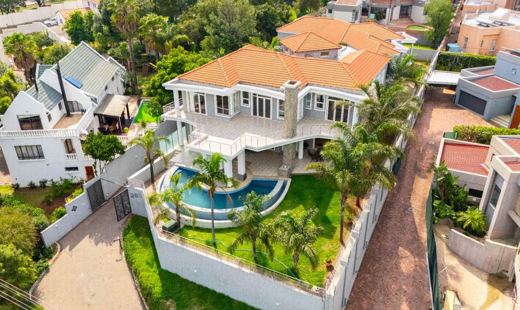 Rare 6 Bedroom Ambassadorial Residence With In Pretoria, Gauteng, South ...