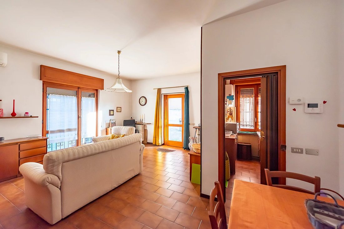 Semi Detached Villa For Sale In Lainate In Lainate, Lombardy, Italy For ...