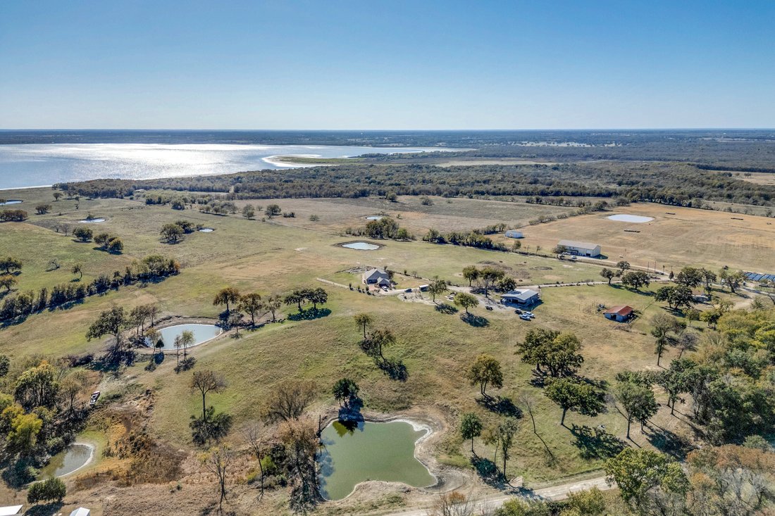 Cedar Creek Ranch In Tool, Texas, United States For Sale (16734463)