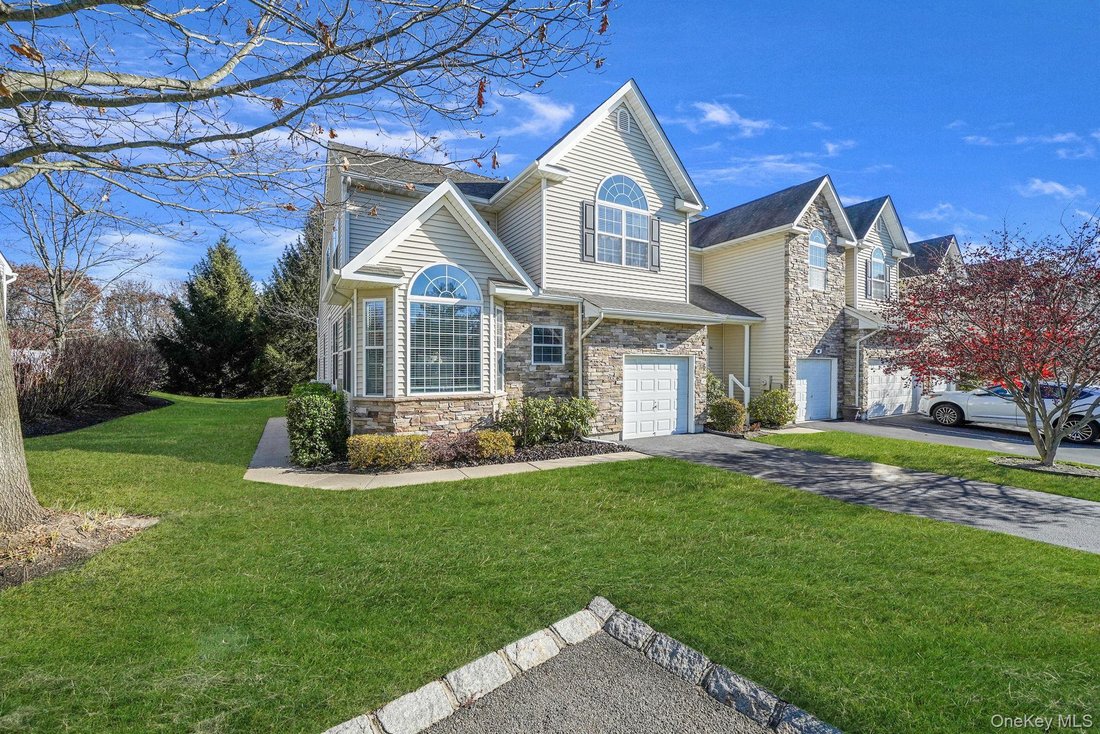 96 Manitou Trail, 96 Kings In Kings Park, New York, Vereinigte Staaten ...