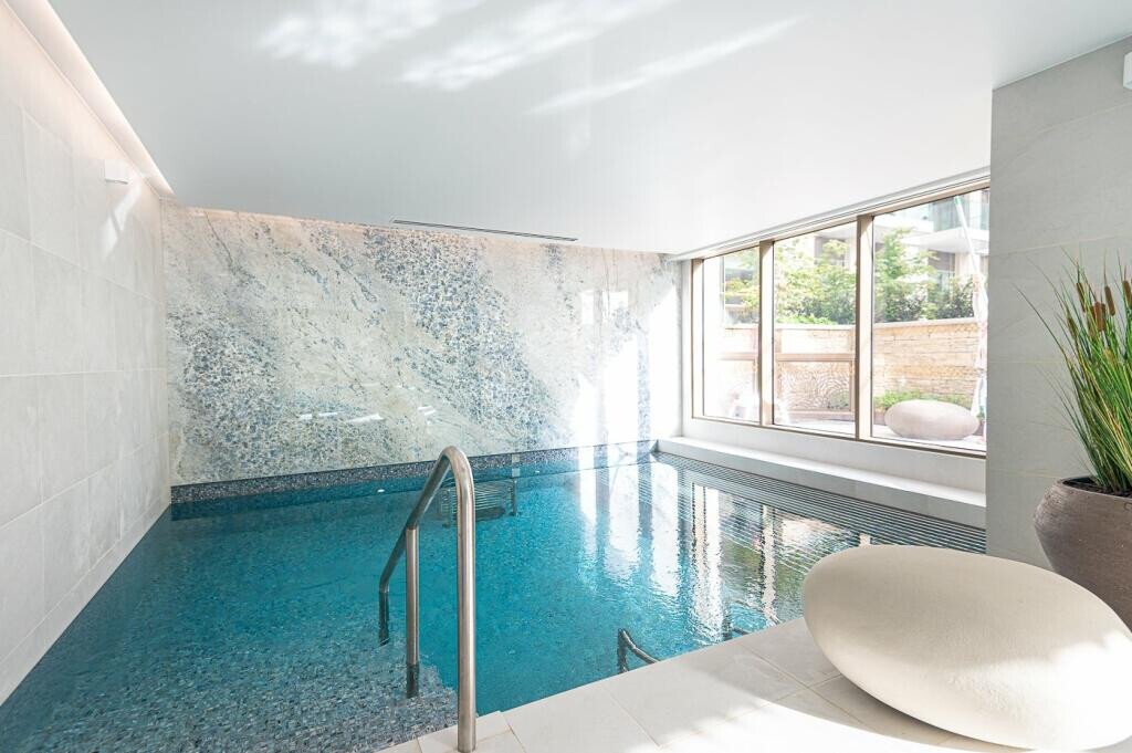 Cassini Turm,, W12 In London, England, Vereinigtes Königreich Zu ...