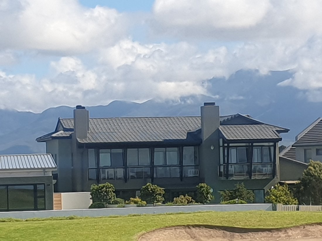 Family Home On Oubaai Golf In Oubaai Golf Estate, Western Cape, South ...