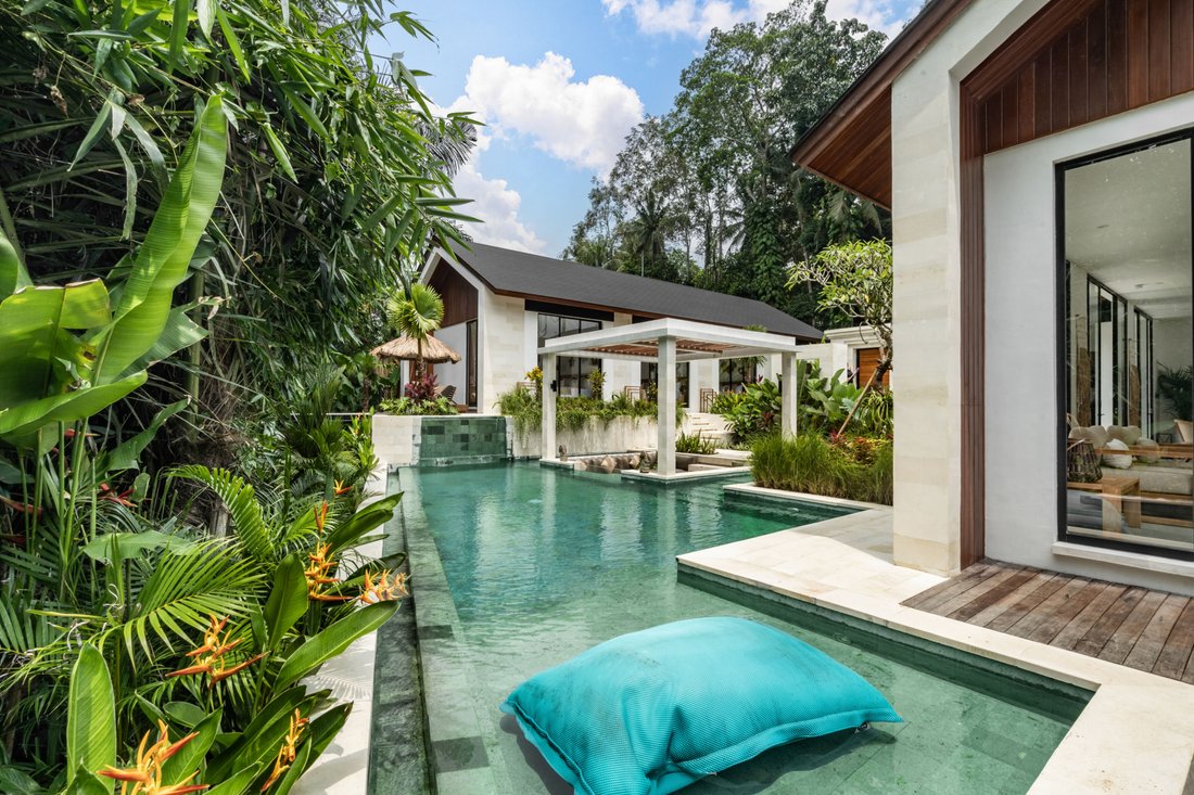 Modern Spacious Villa In Sayan, Ubud For Sale With High In Bali ...
