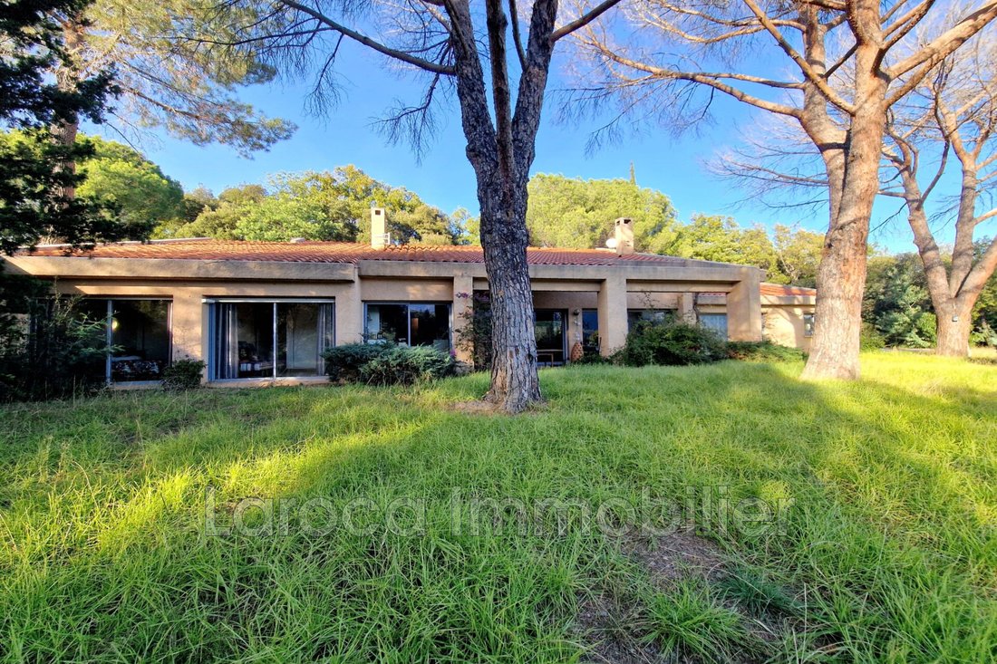 Maison De Caractère Plein Sud Avec Piscine Et Vues In Reynès, Occitanie ...