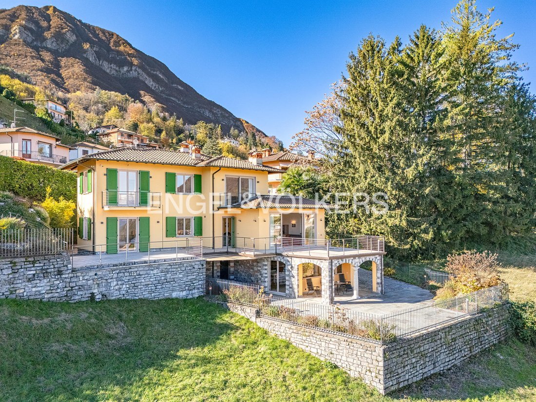 Elegant Villa In Menaggio, In A Privileged In Menaggio, Lombardy, Italy ...