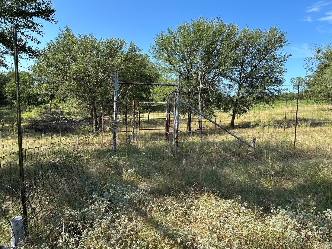 Blaylock In Bridgeport, Texas, United States For Sale (16745509)