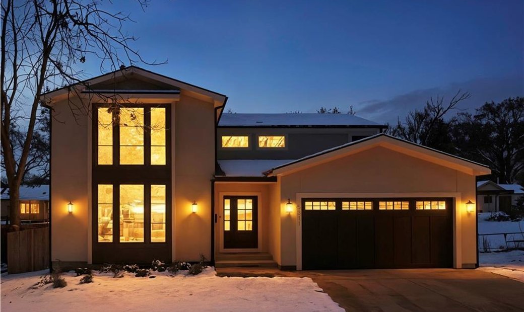 Residential Prairie Village In Mission Hills, Kansas, United States For ...