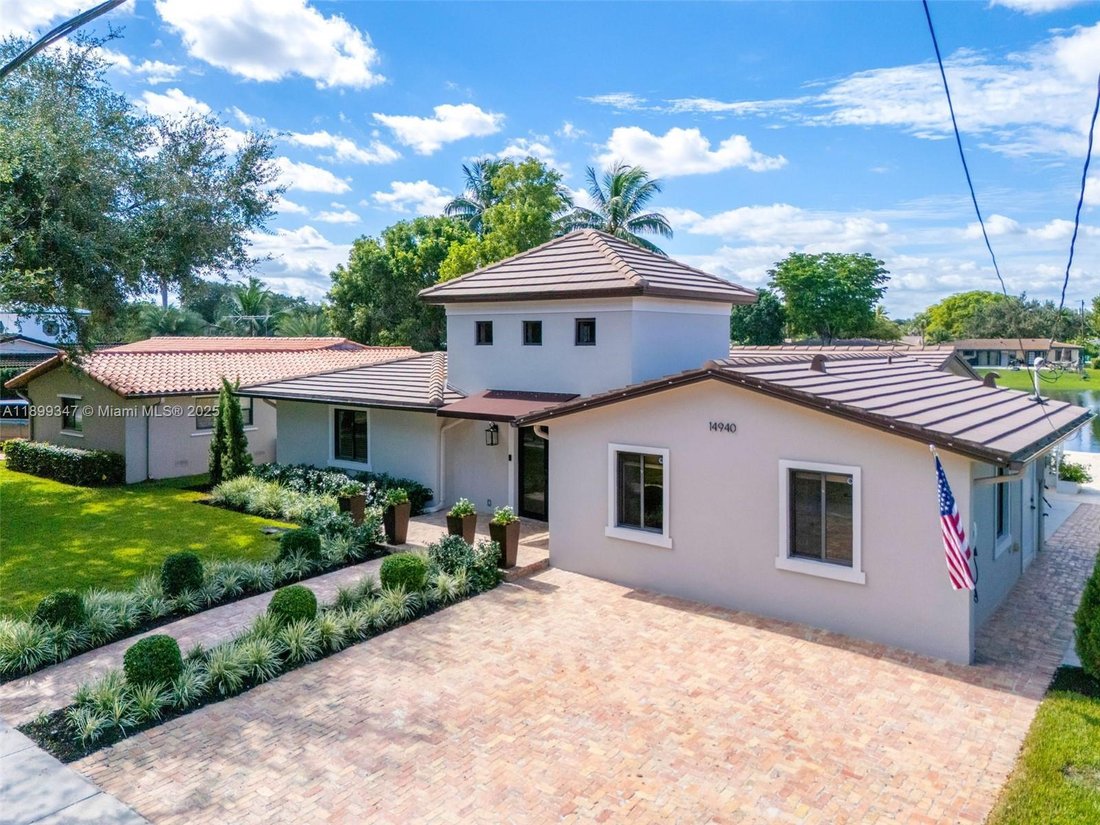 Residential Miami Lakes In Miami Lakes, Florida, United States For Sale ...