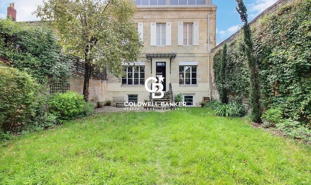 Bordeaux Family Stone House In Bordeaux, Nouvelle Aquitaine, France For ...