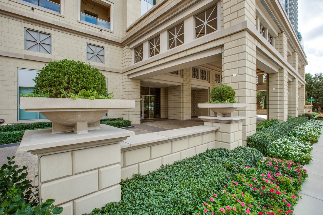 Luxury Living At The Residences At The In Dallas, Texas, United States ...