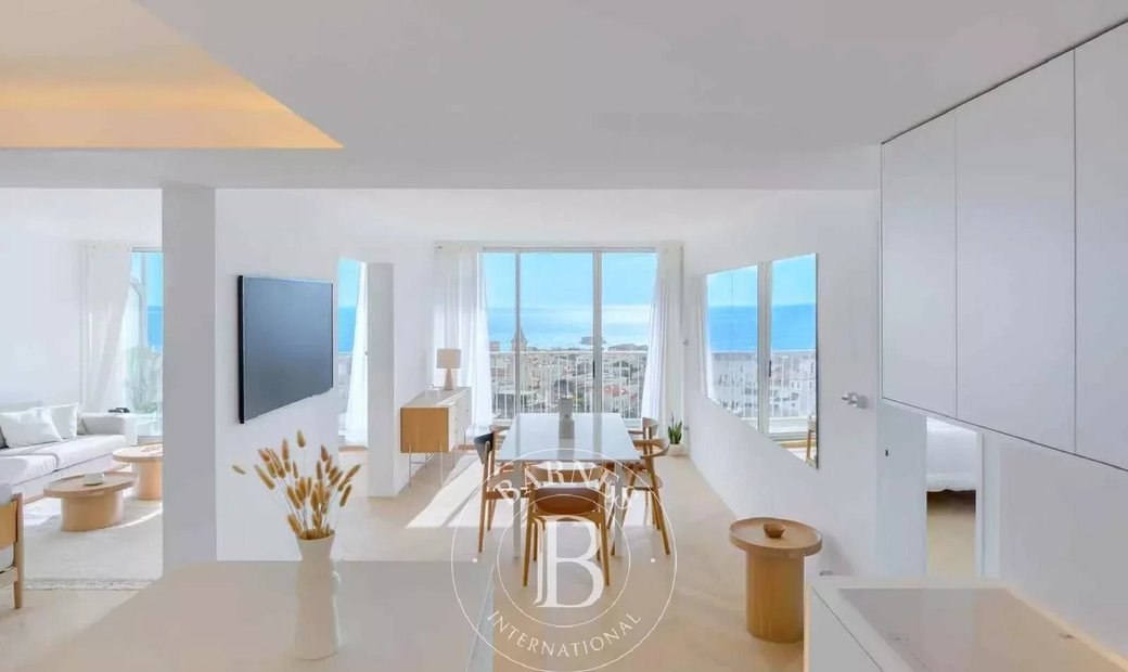 For Sale – Marseille 13007 – En Marsella, Provenza Alpes Costa Azul ...