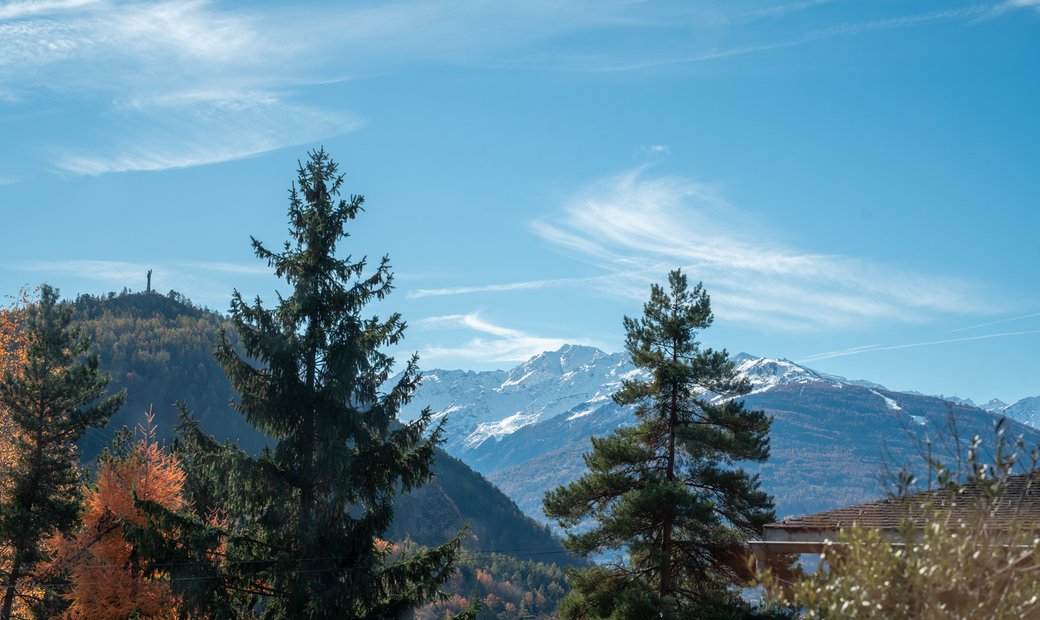 Magnificent Renovated Barn In The Heart Of The In Icogne, Wallis ...