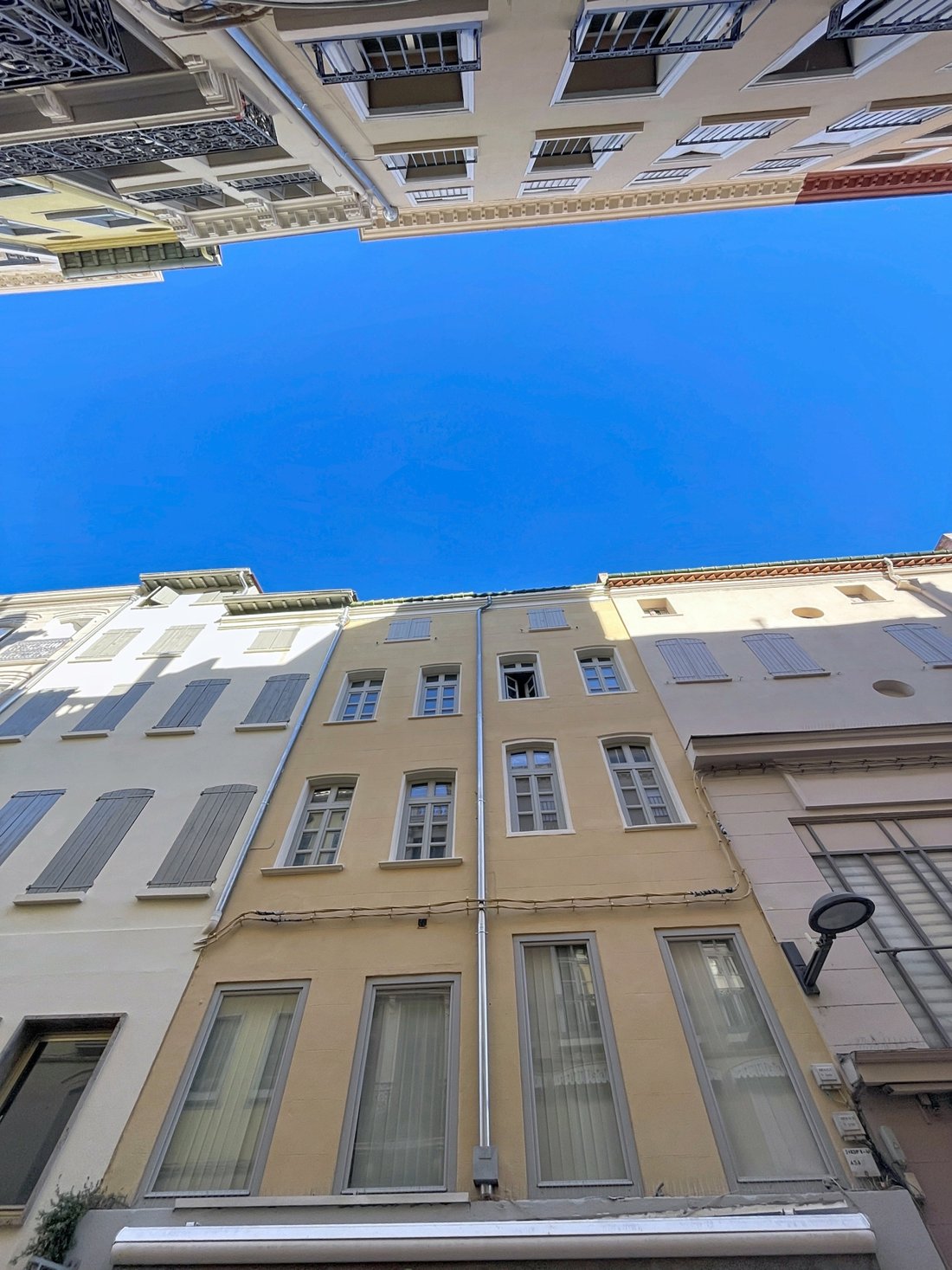 Investment Property In Downtown Perpignan In Perpignan, Occitanie ...